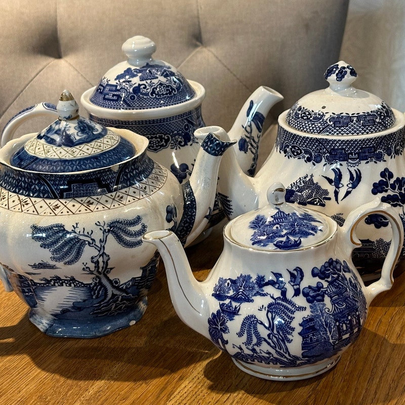Blue Willow Teapot - Etsy