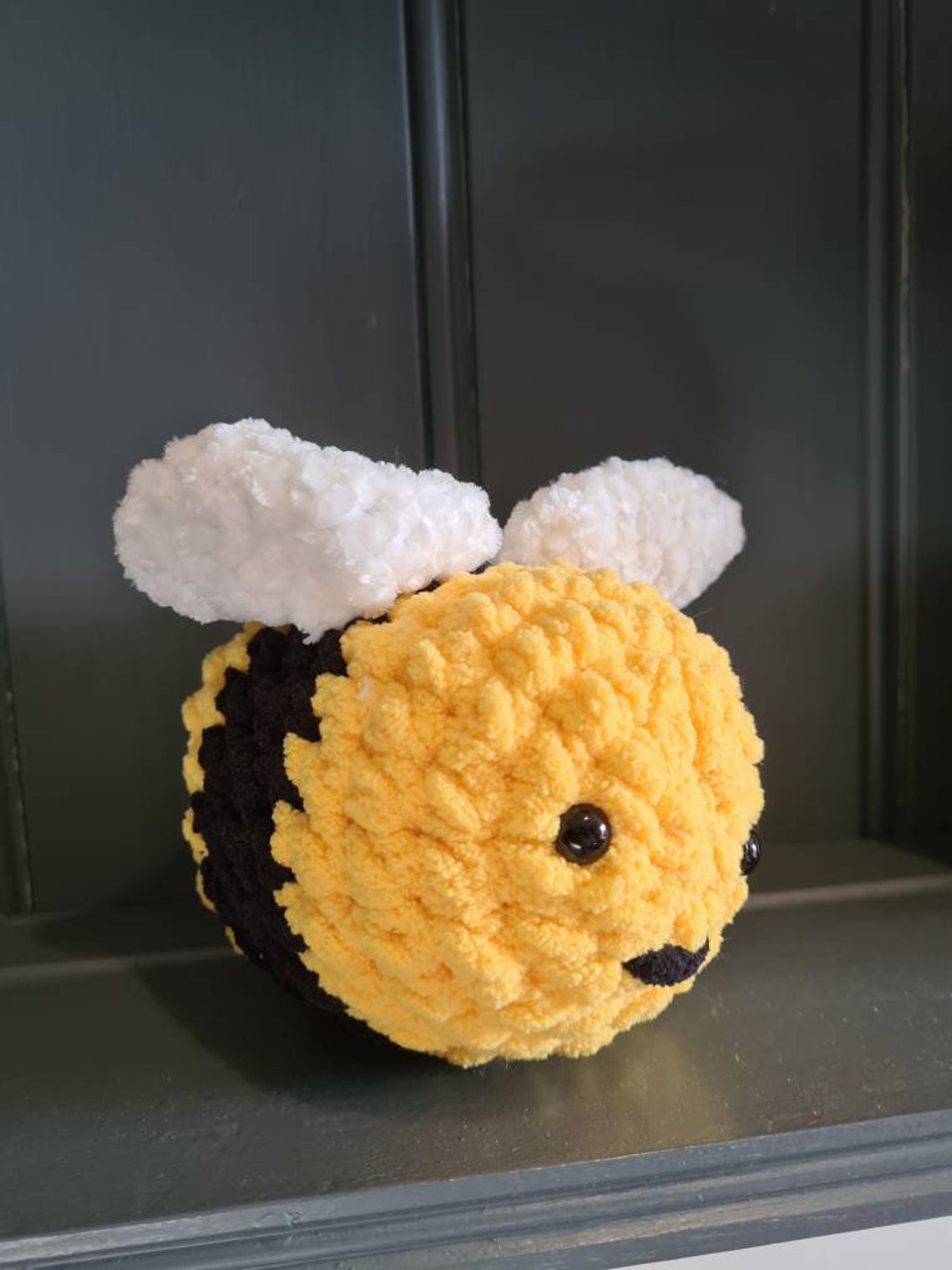 Small Crochet Bee - Etsy