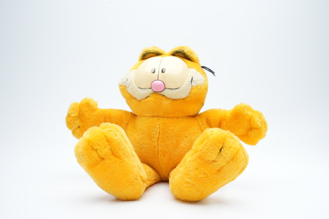 Vintage Sitting Garfield Plush | Large Soft Collectible Garfield - Etsy