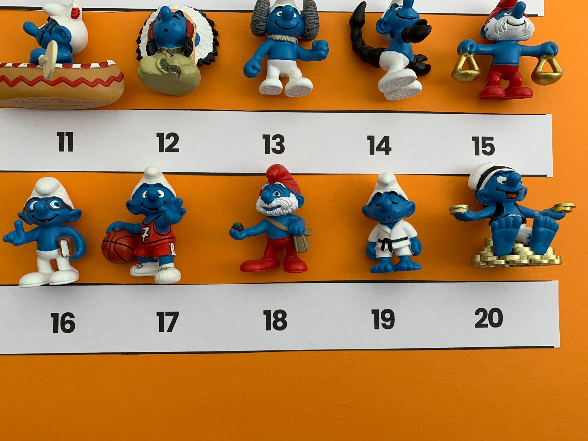 DIFFERENT SMURFS Vintage Smurfs PVC Figures Peyo Schleich - Etsy