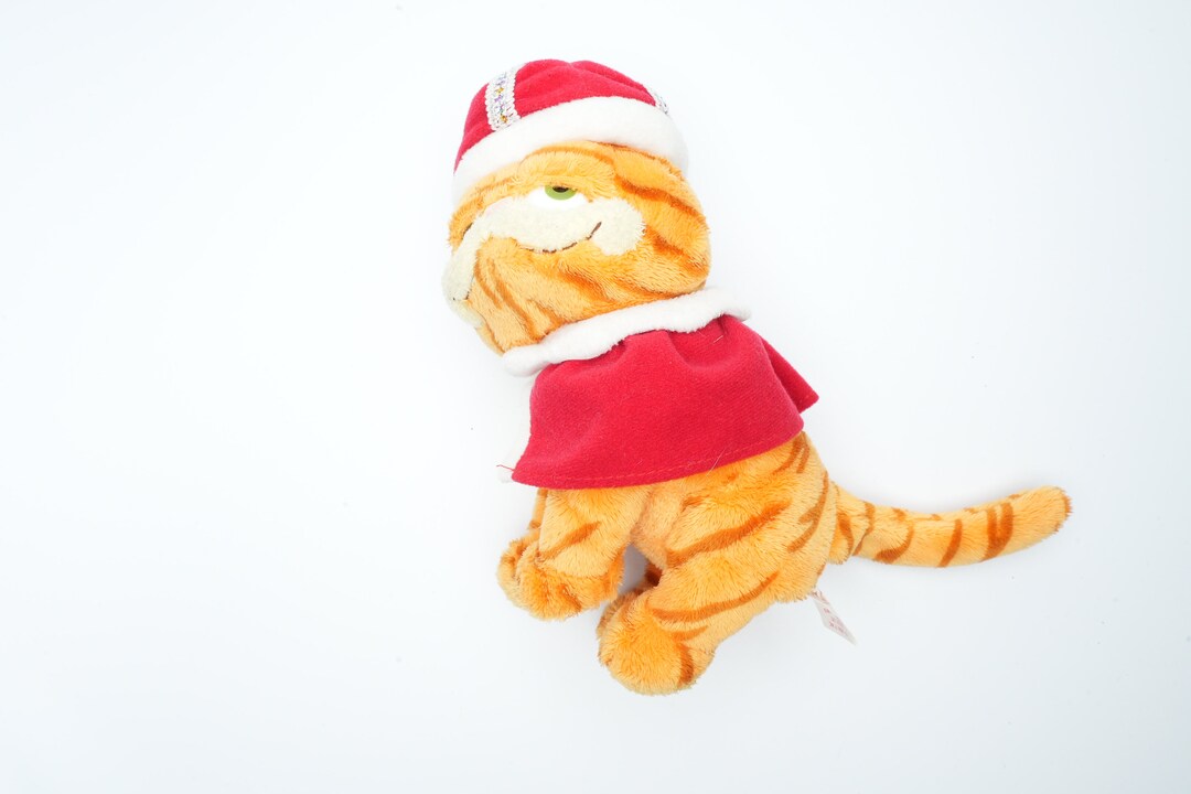 Garfield the King | Vintage Plush of Garfield the Cat From the Films - Etsy