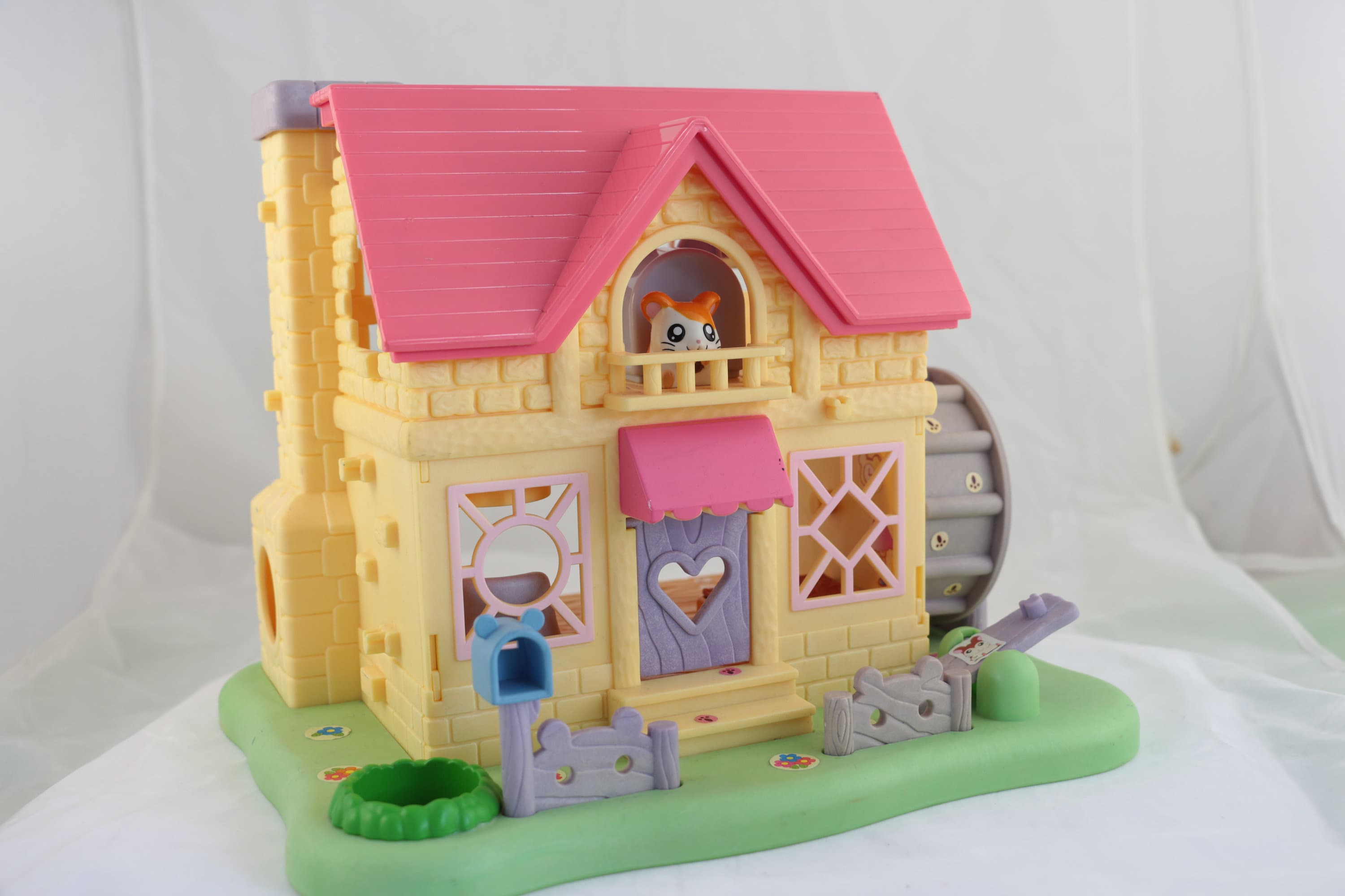 Hamtaro Toy House