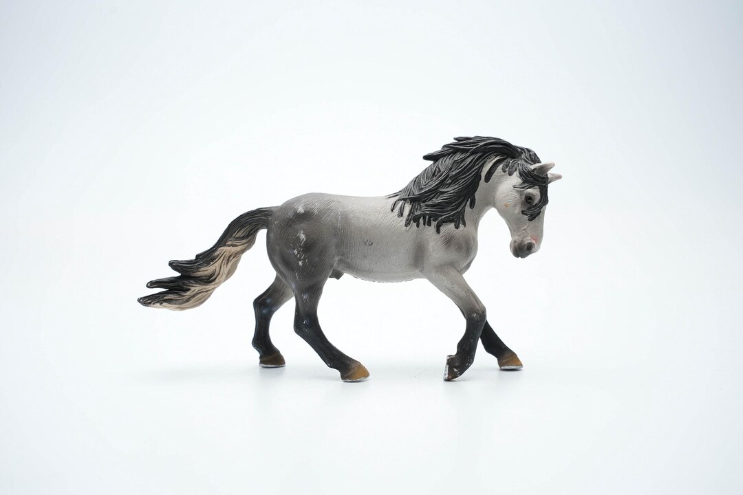 Schleich Horse Figure – Hand-painted Vintage Model (2005, 9 Cm) - Etsy