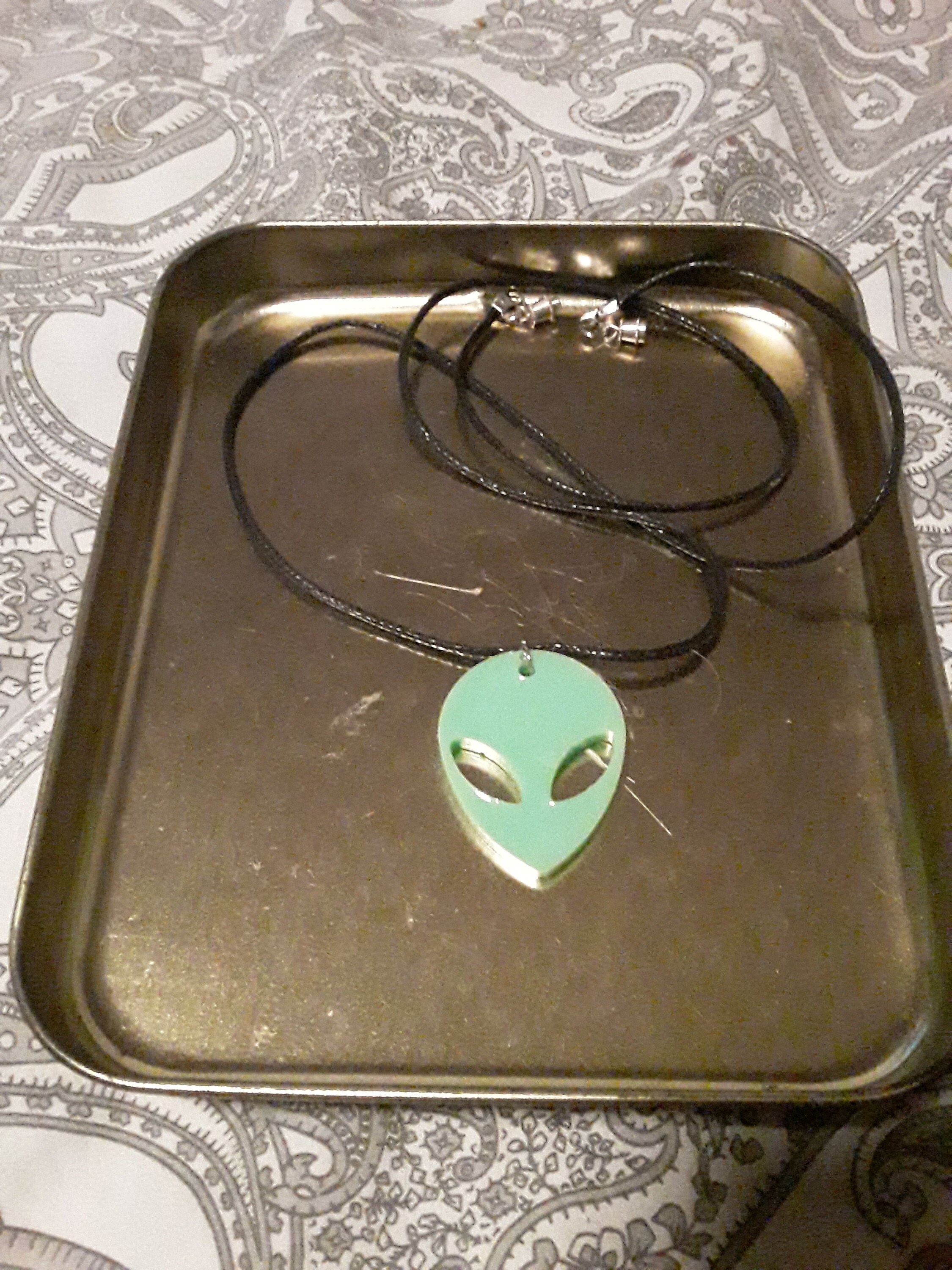 Alien necklace | Etsy