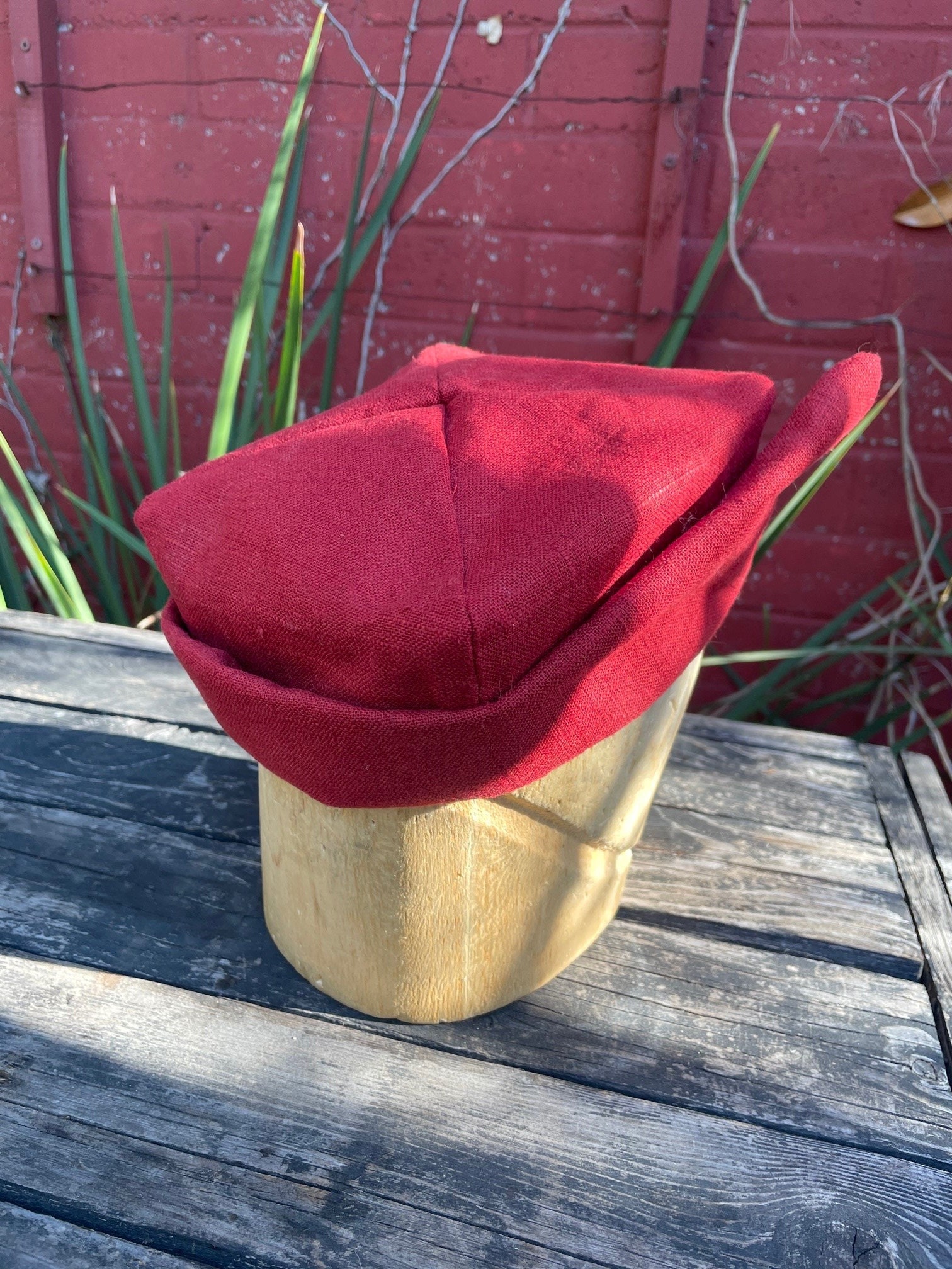 Men's French Bonnet in Red - Etsy