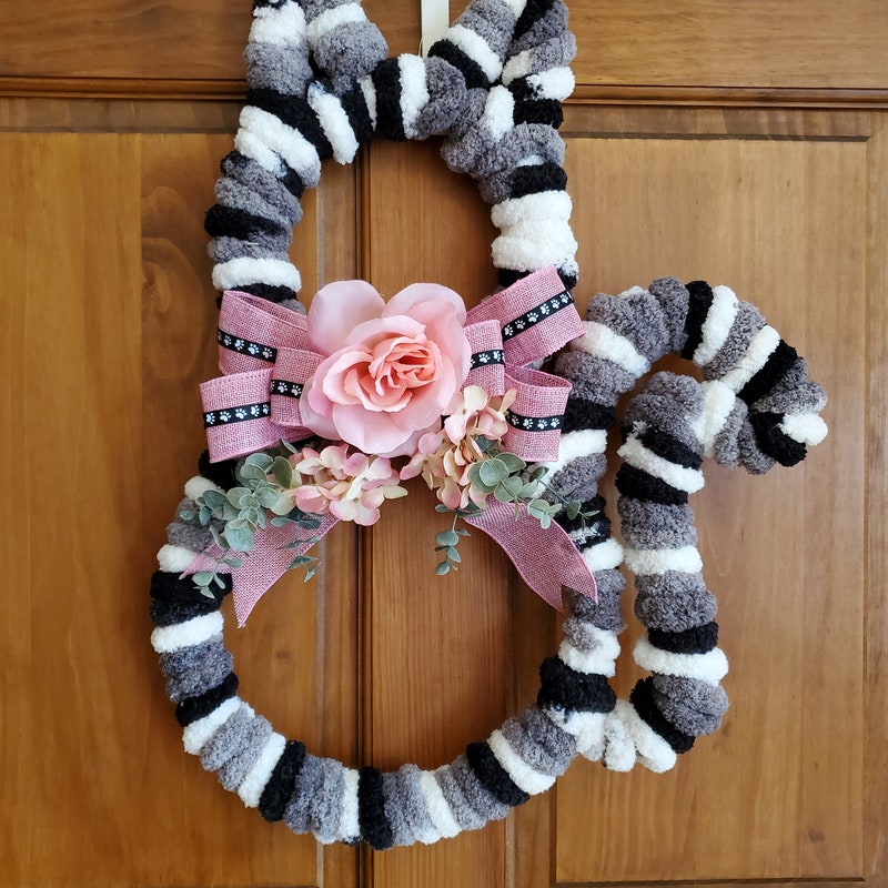 Cat Wreath - Etsy