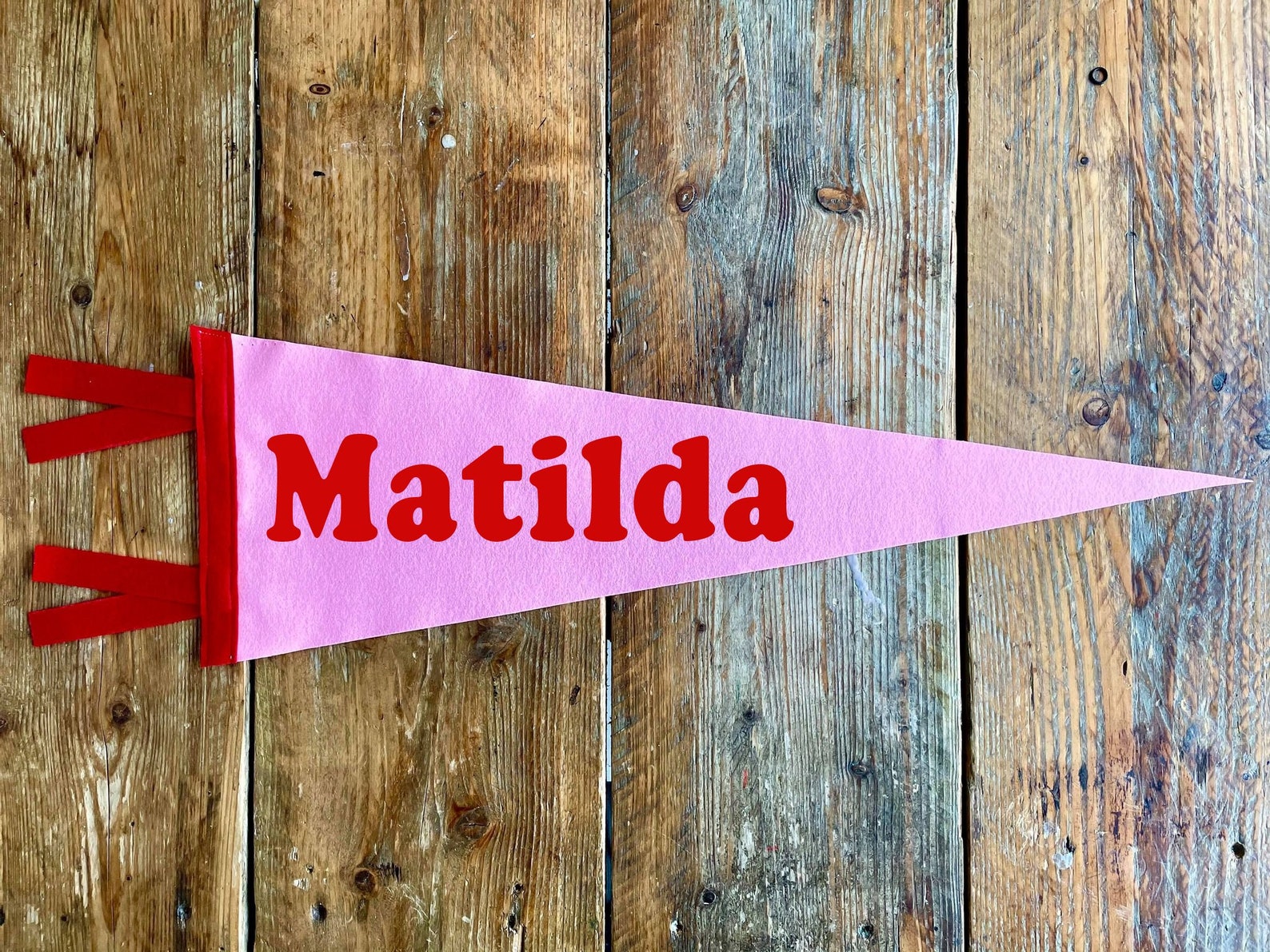 CUSTOM NAME Pennant Flag / felt pennant / wall hanging banner | Etsy