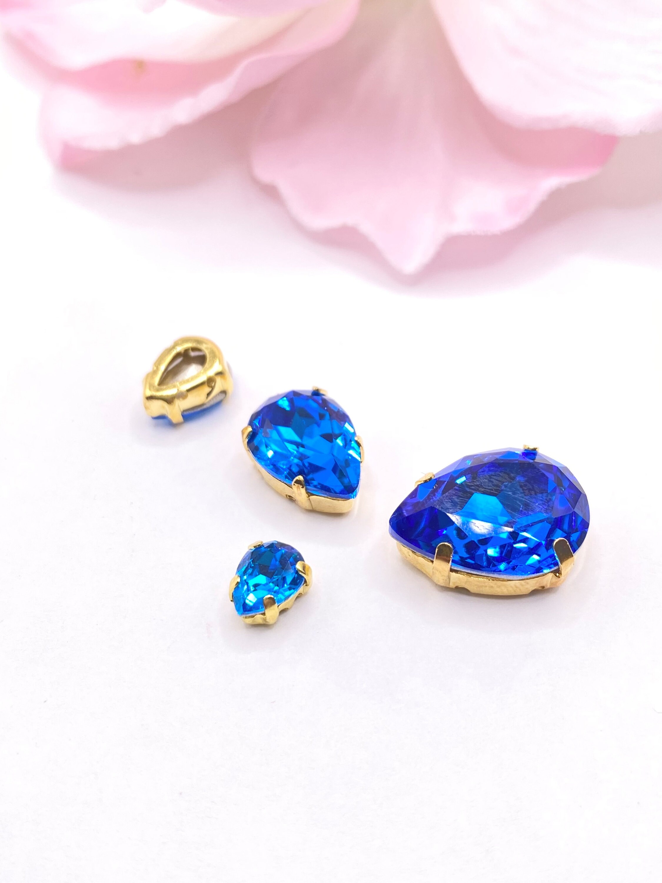 Sew on Glass Crystal Blue Color in Gold Color Setting Teardrop Shape ...