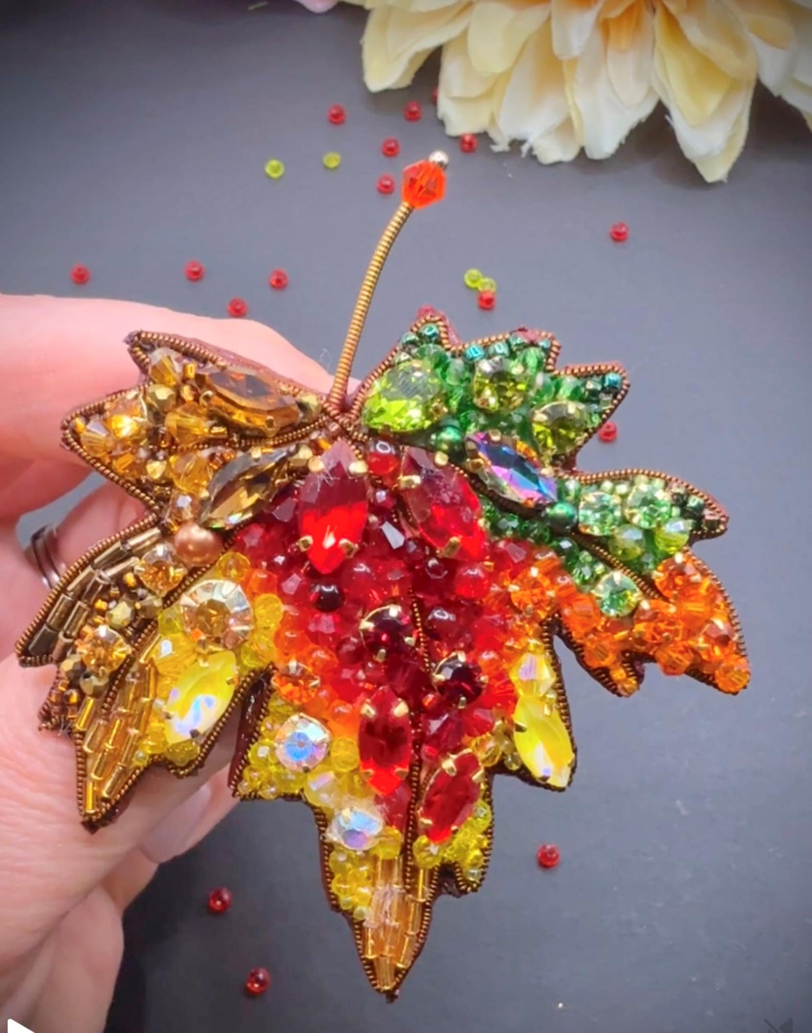KIT Bead Embroidered Maple Leaf Brooch /DIY Bead Embroidered Set - Etsy