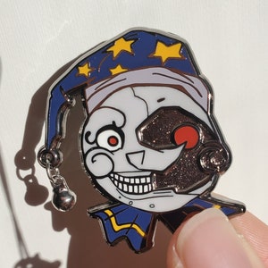 FNAF Security Breach Sun & Moon Enamel Pins - Etsy