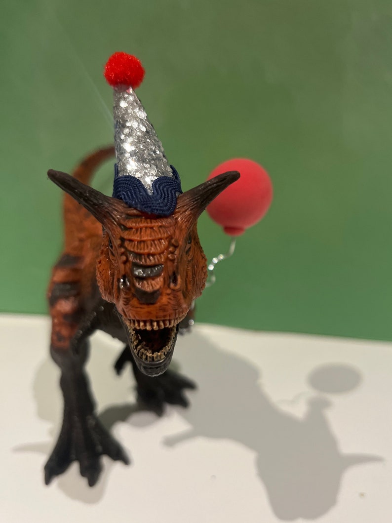 Dinosaur Dilophosaurus Cake Topper / Dinosaur Theme /dino Decorations ...