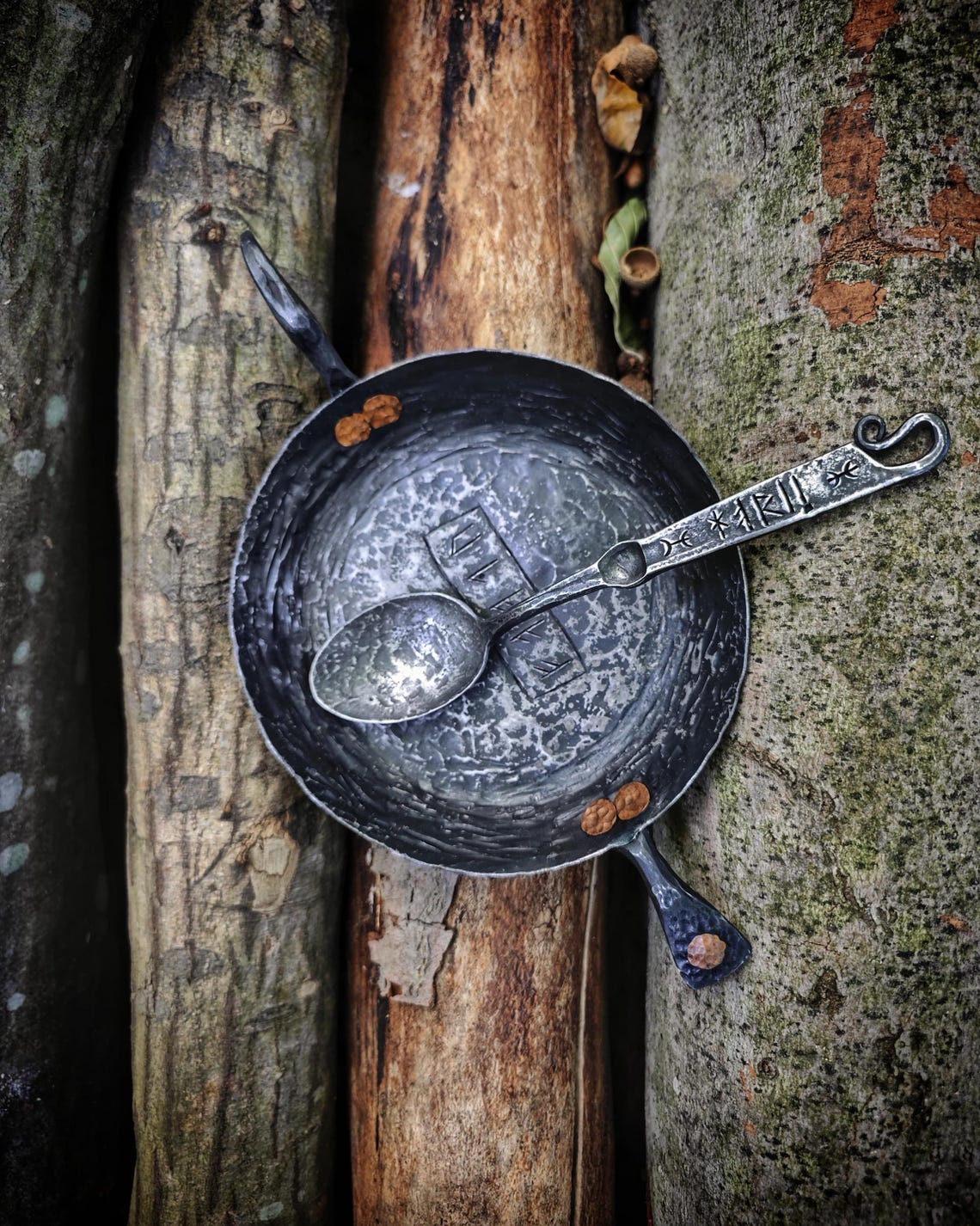 Handcrafted Viking Pan and Spoon Set With Leather Bag: Bushcraft ...