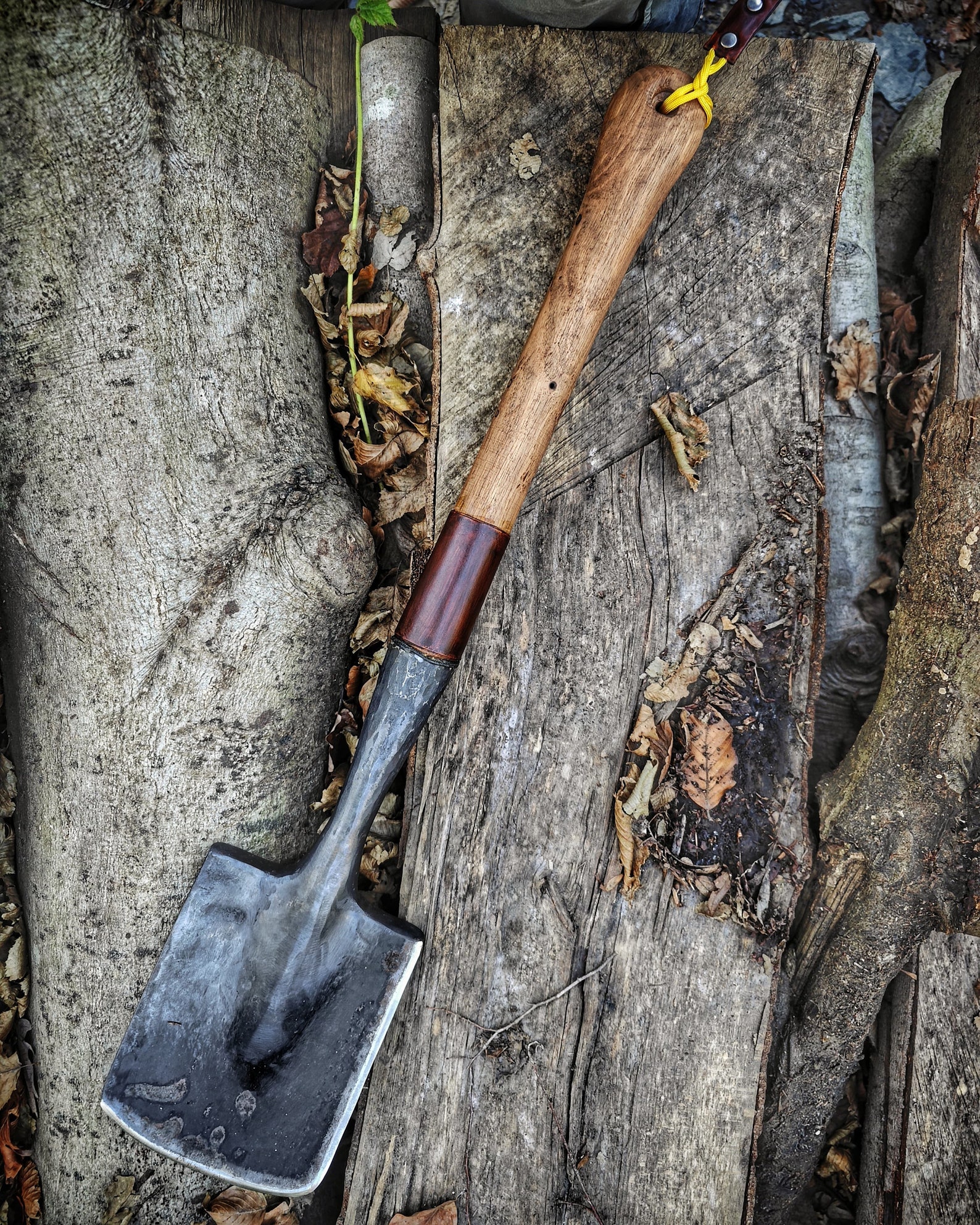 Handmade Blacksmith Survival Shovel: Forge Carbon Steel Bushcraft Tool ...