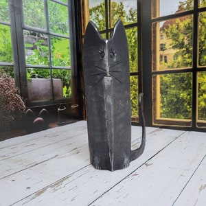 Cat of Iron: Unique Memories Shaped by Artistic Forging Blacksmith Art ...