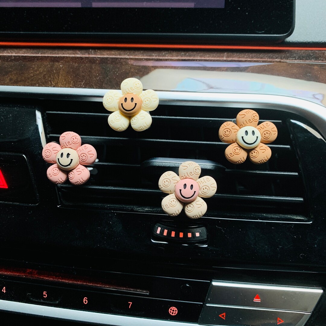 2 Pcs/3pcs /4 Pcs Cute Smiley Face Flower Car Vent Clips - Etsy