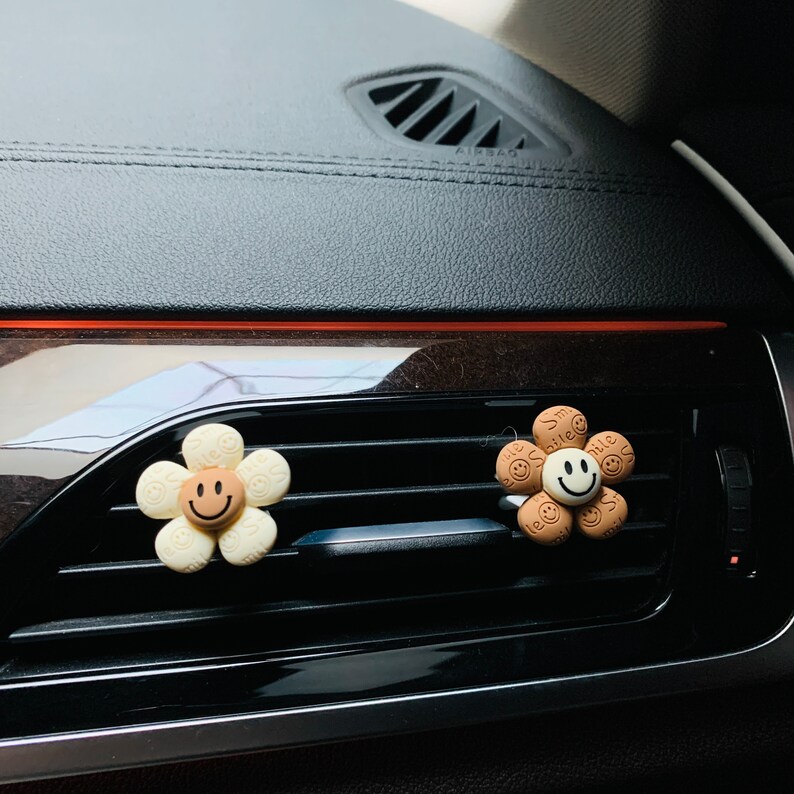 2 Pcs/3pcs /4 Pcs Cute Smiley Face Flower Car Vent Clips | Etsy