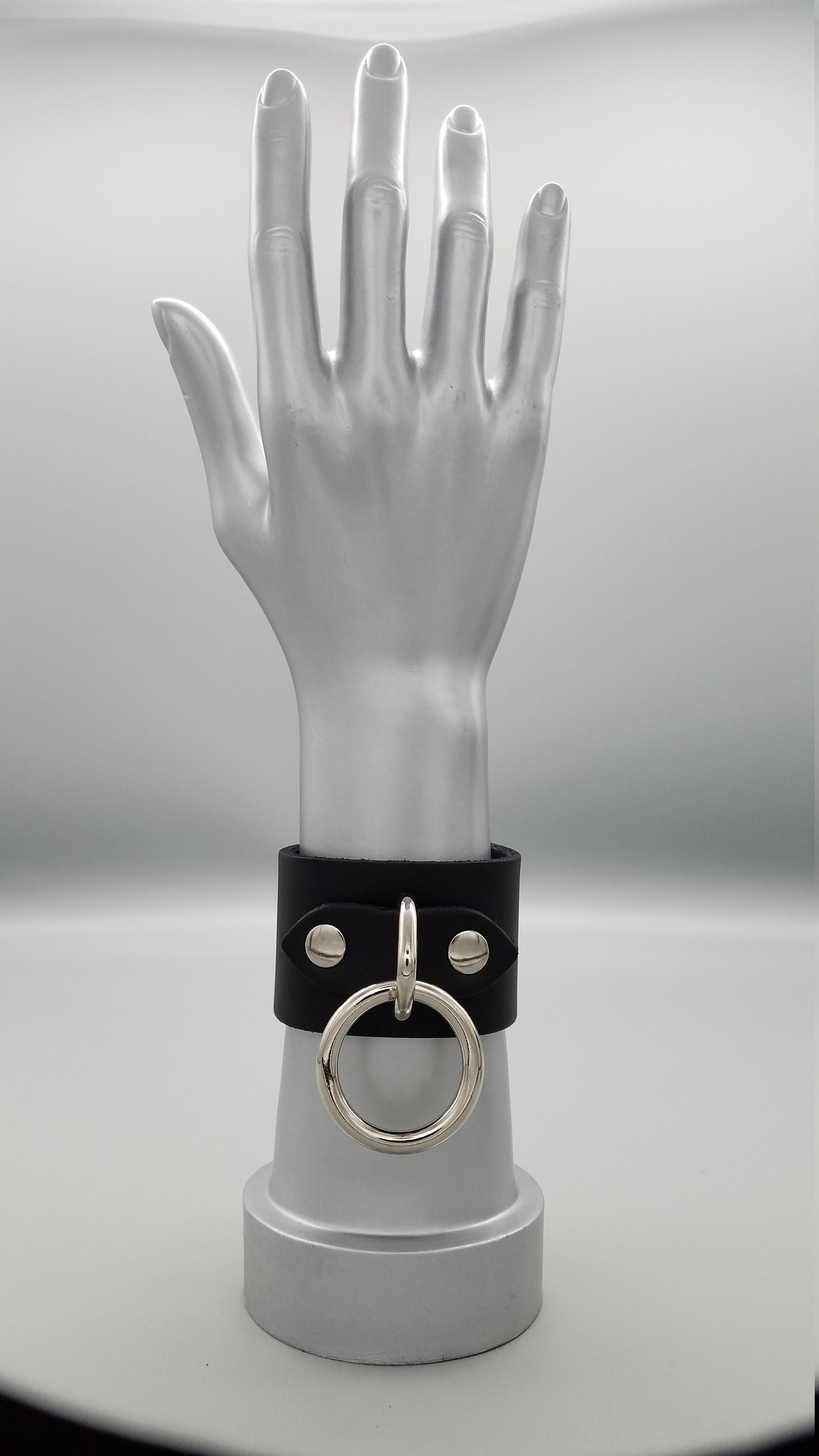 Jj Cuero Bdsm Single Ring Bondage Punk Cuff Bracelet Etsy
