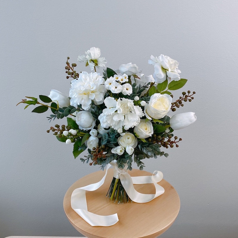 White Silk Flowers - Etsy