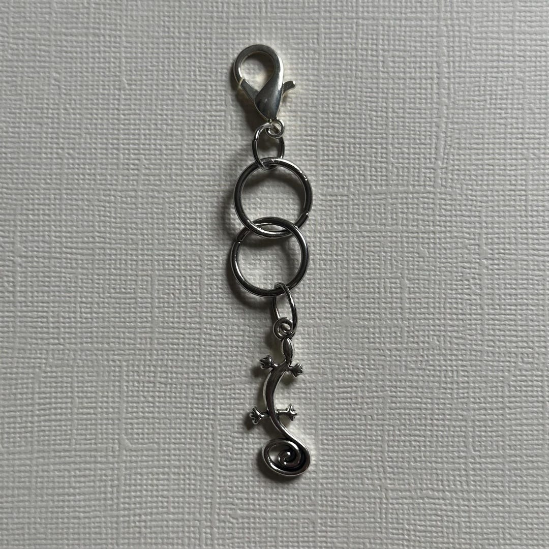 Katie Gavin Lizard Keychain - Etsy