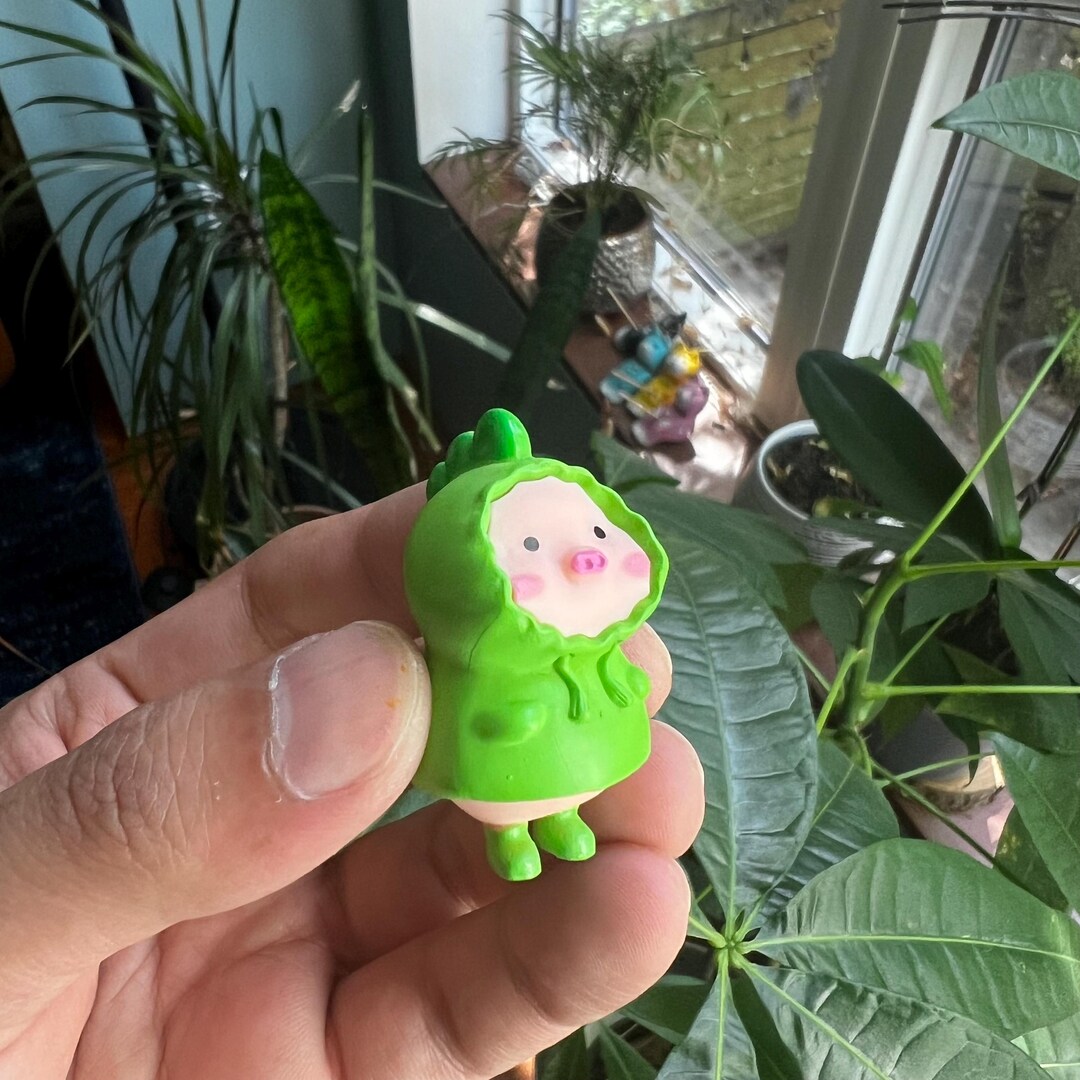 Super Cute Pig Miniatures, Set of 7, Pig Figurines, With Gift Box - Etsy