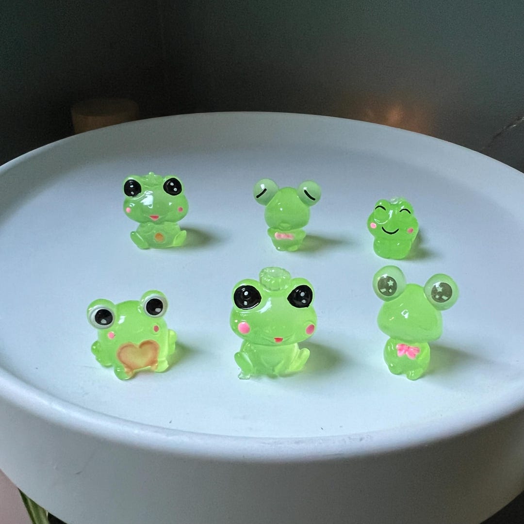 Set of 6 Little Glow-in-the-dark Frogs Figurines; Super Cute Frog Set ...