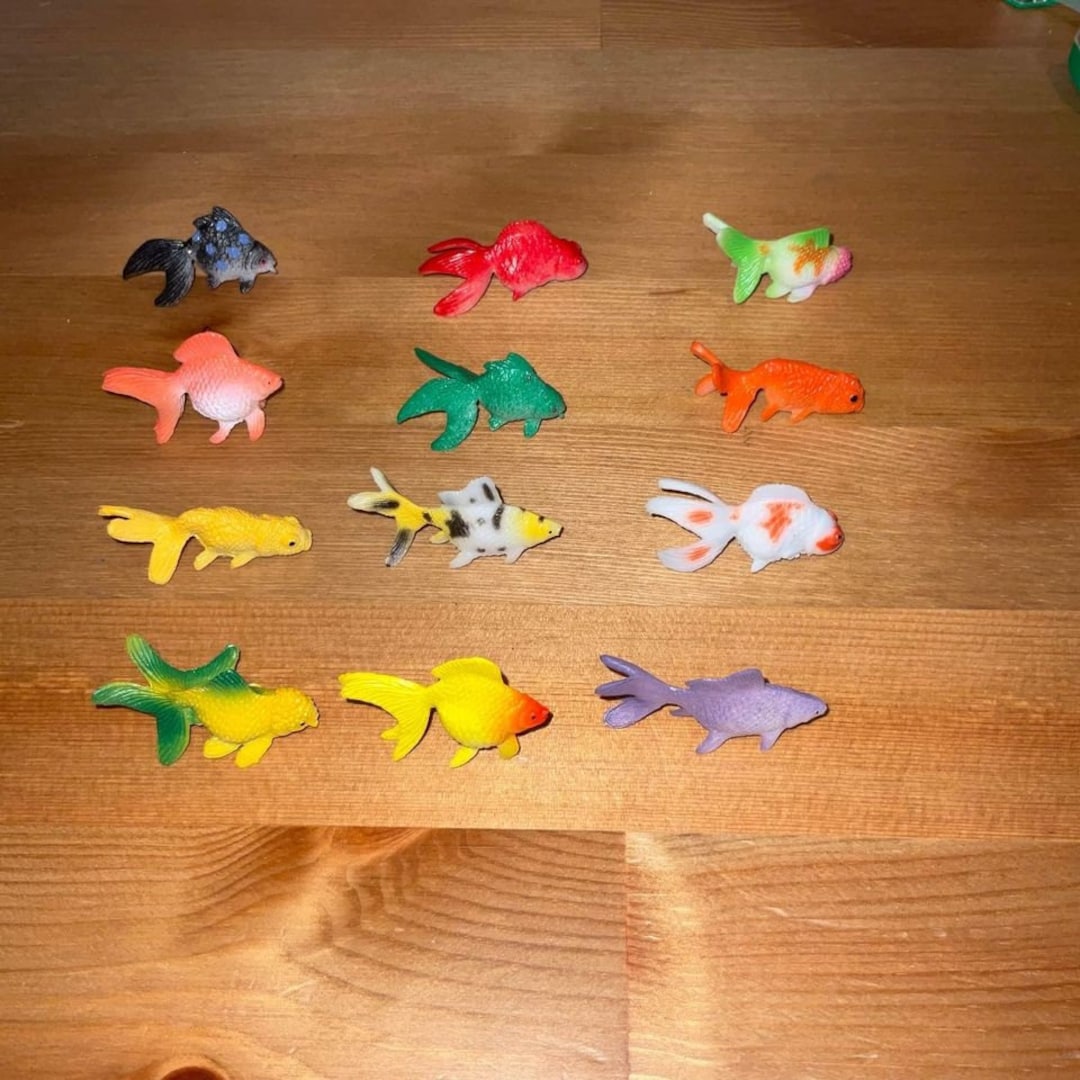 Super Cute Fish Miniatures, Set of 12pcs, Goldfish Figures, 2.5”, Pvc ...