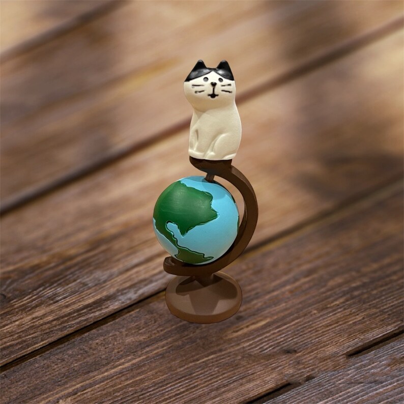 Globe Cat Figurine, Hard Resin Miniature, Knick Knack - Etsy