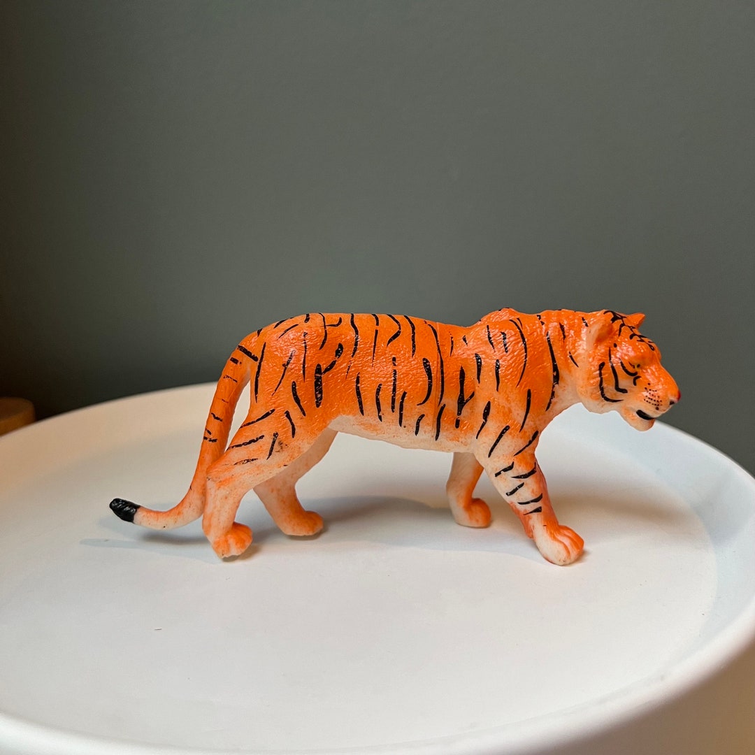 Tiger Figurine, Big Cat Figurine, Tiger Figure, Tiger Miniature, Knick ...