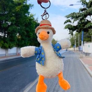 Cute Duck Keychain, 7 Inches Long, Stainless Steel Chain Bag Key Chain ...