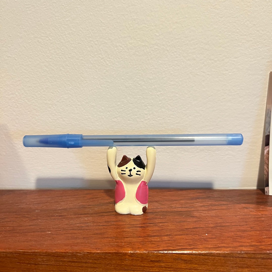 Super Cute Cat Holder, Cat Pen Holder, Photo Holder, Cat Figurine, Cat ...