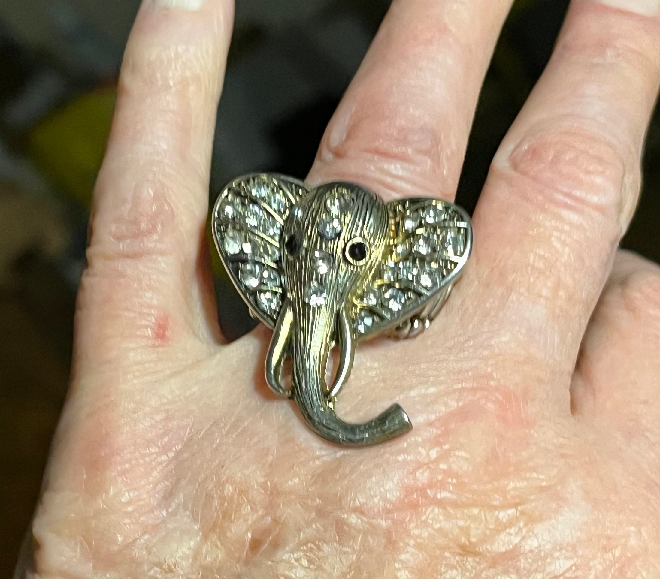 Elastic Ring With Large Elephant Figure Statement Ring Size 8 ...