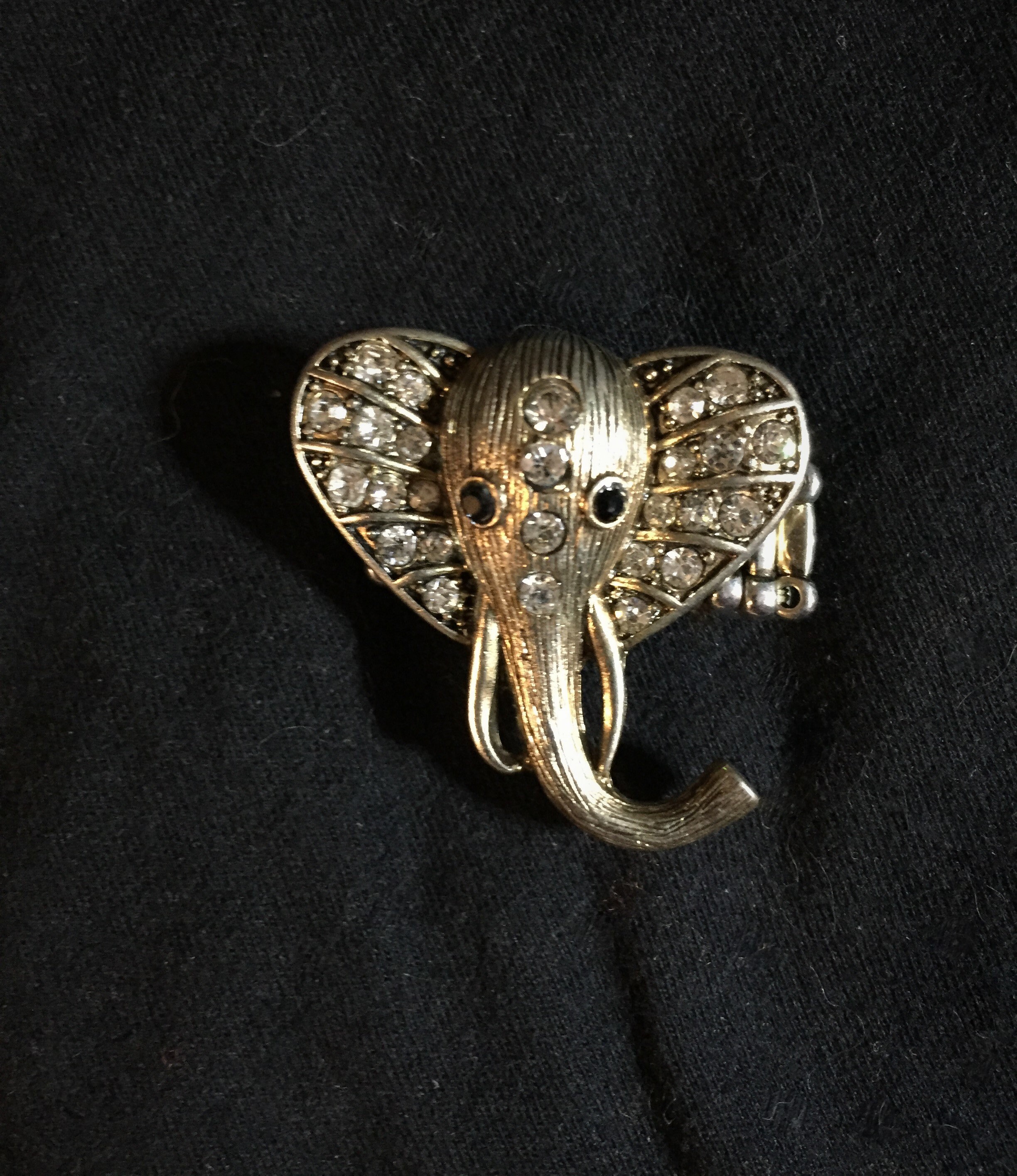 Elastic Ring With Large Elephant Figure Statement Ring Size 8 ...