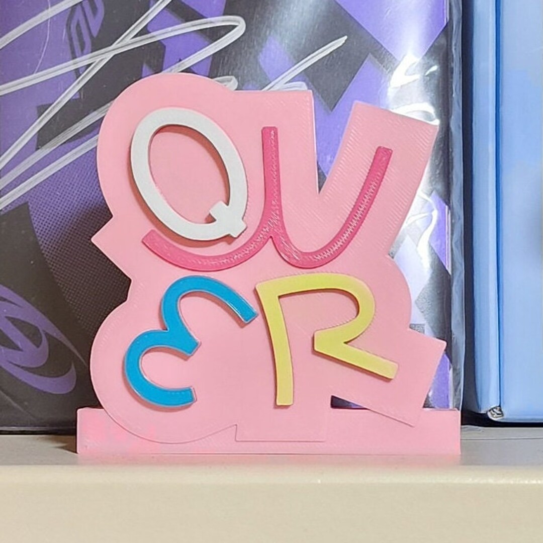 QWER Standee - Etsy