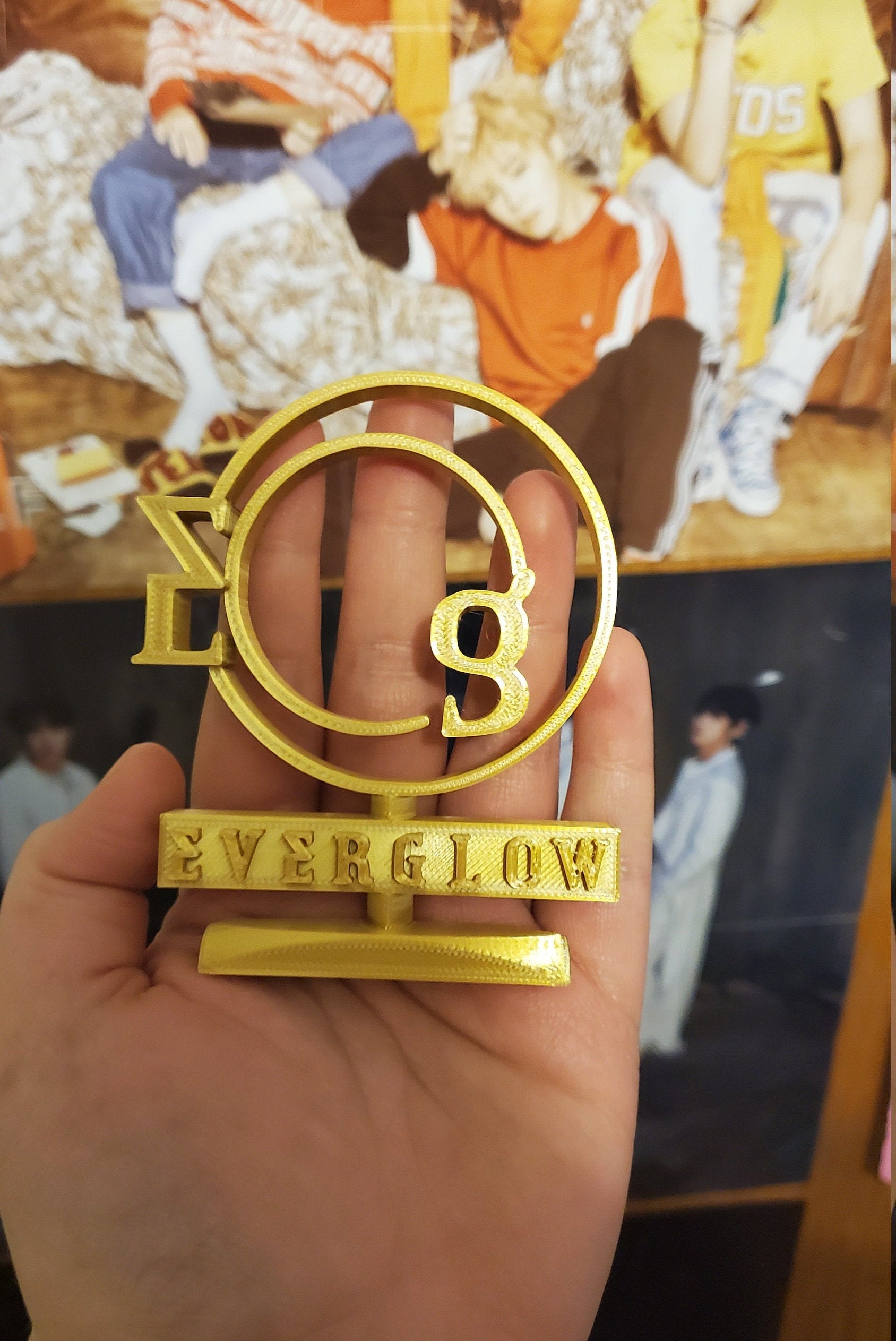 Everglow Standee - Etsy