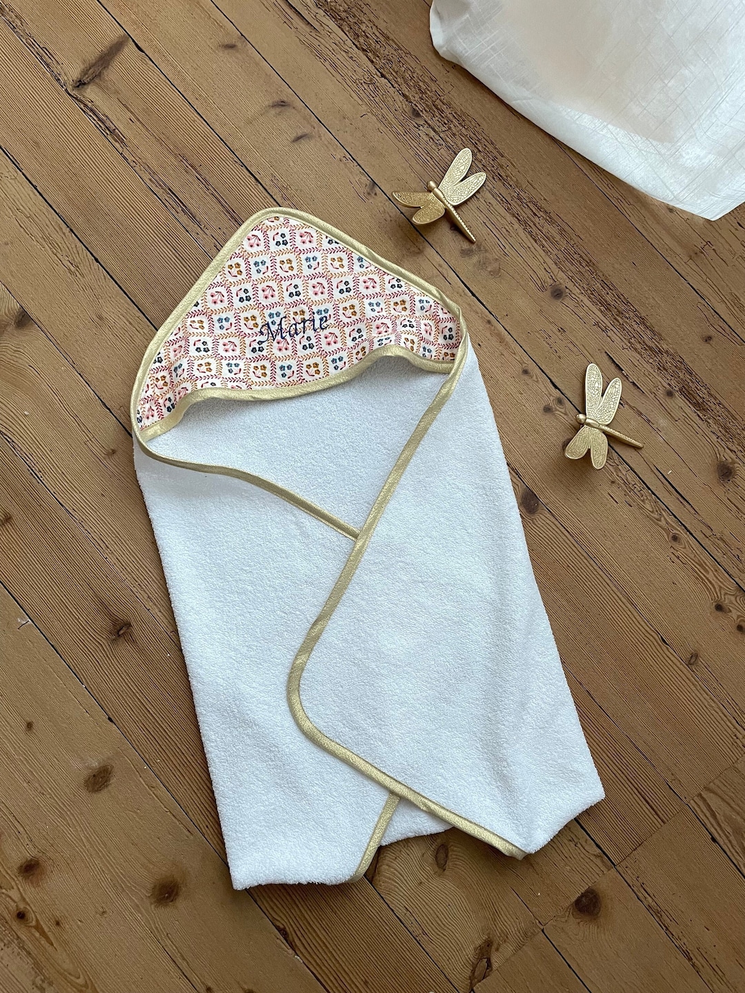 PERSONALIZED BATH CAPE - Etsy