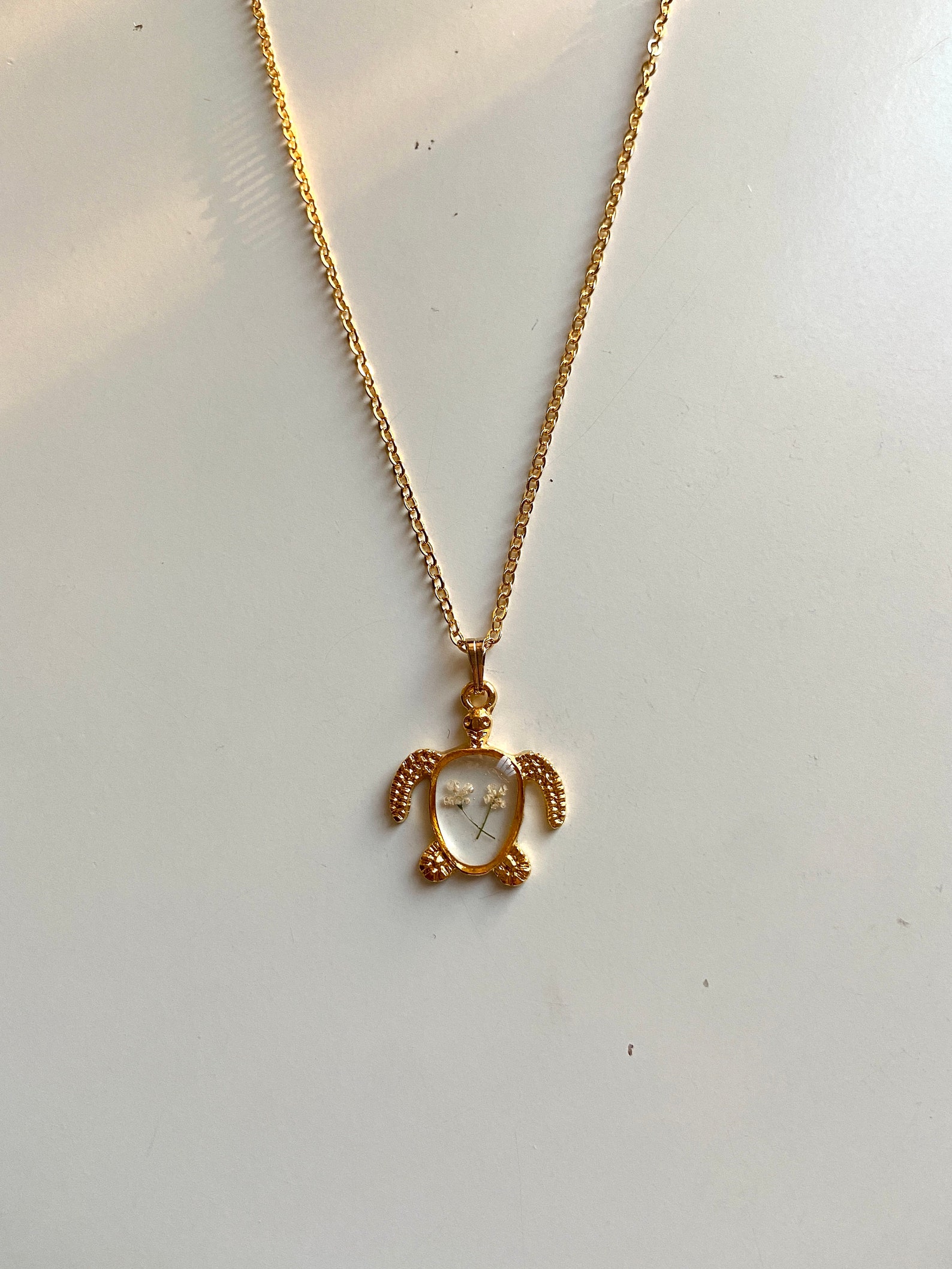 Pressed Flower Turtle Necklace: Dainty Resin Pendant, Gold Plated Chain ...