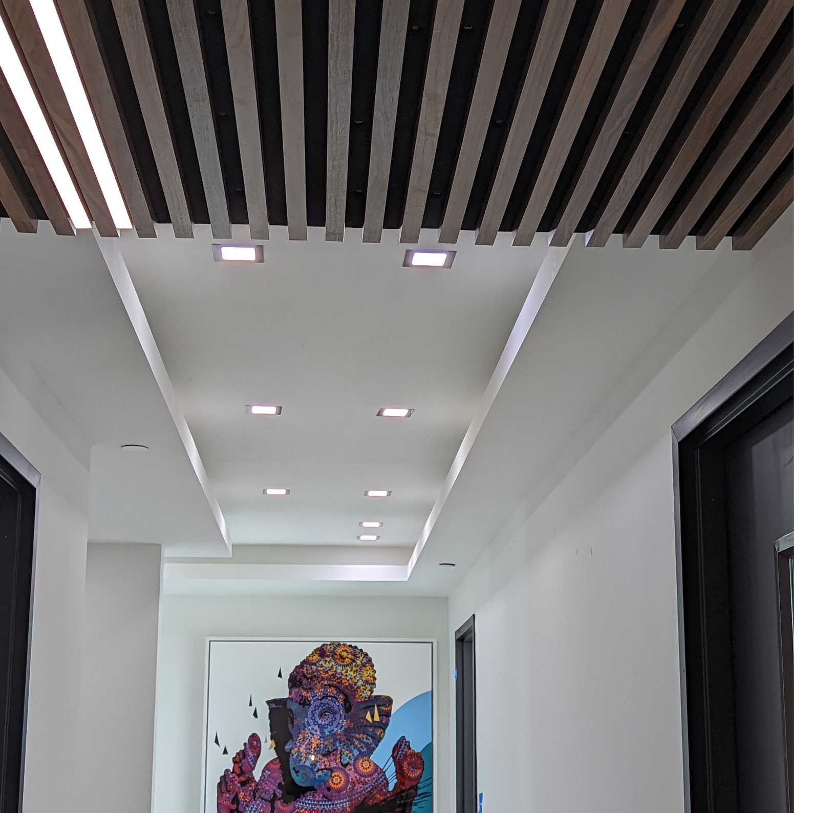 Office Ceiling | Pattern Wood Ceiling and Wall With Lights | Commercial ...