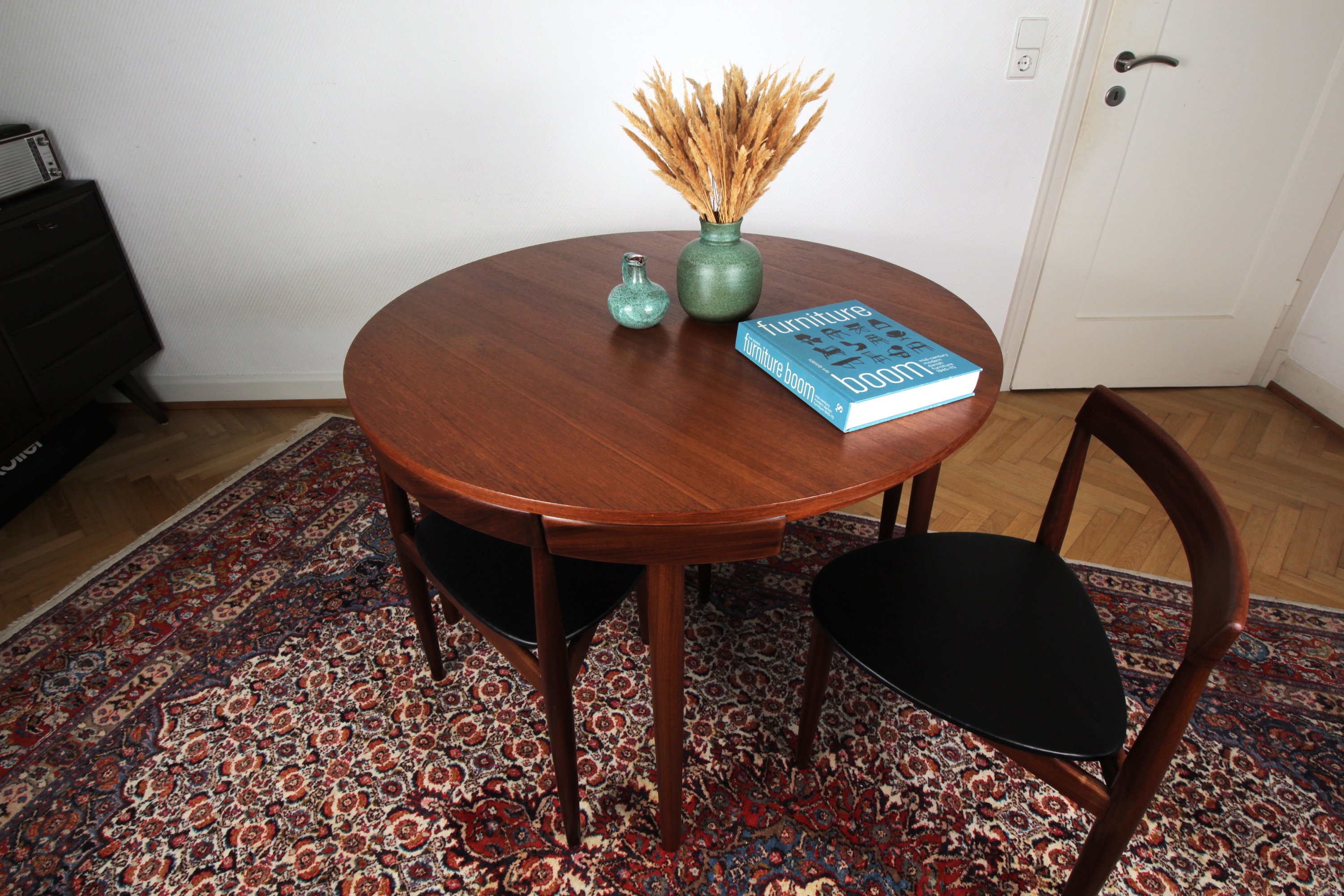Frem rojle dining table and chairs store