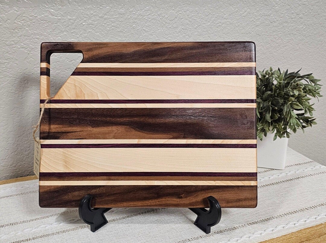 Handmade Walnut, Maple, & Purpleheart Cutting Board With Handle - Etsy UK