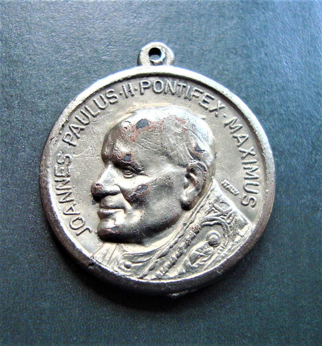 Large Pope John Paul II and Mary Queen of Heaven Holy Medal - Etsy
