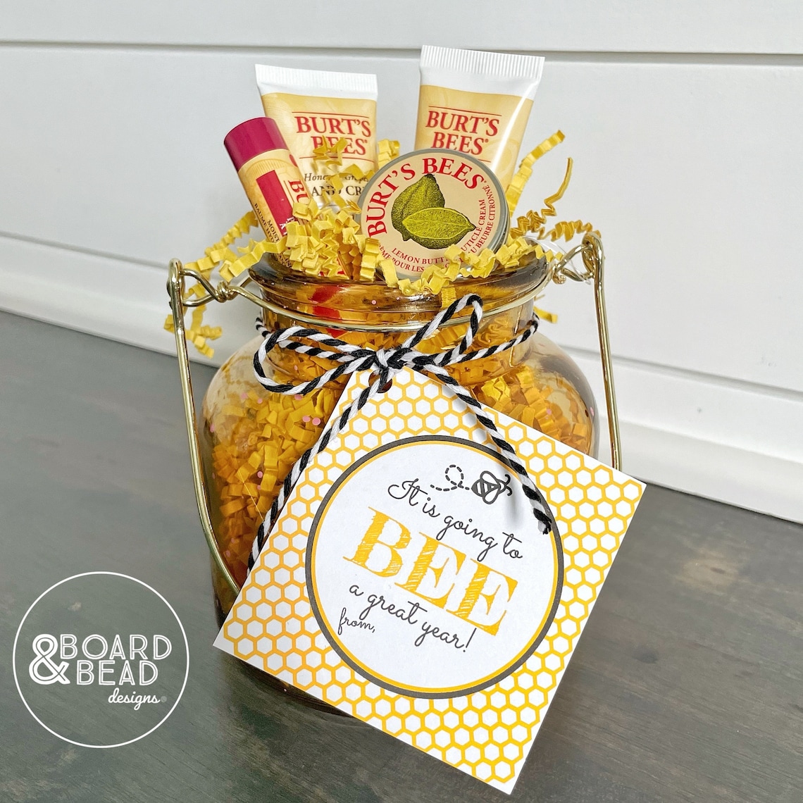 It is Going to BEE a Great Year Gift Tag Printable and Cut | Etsy