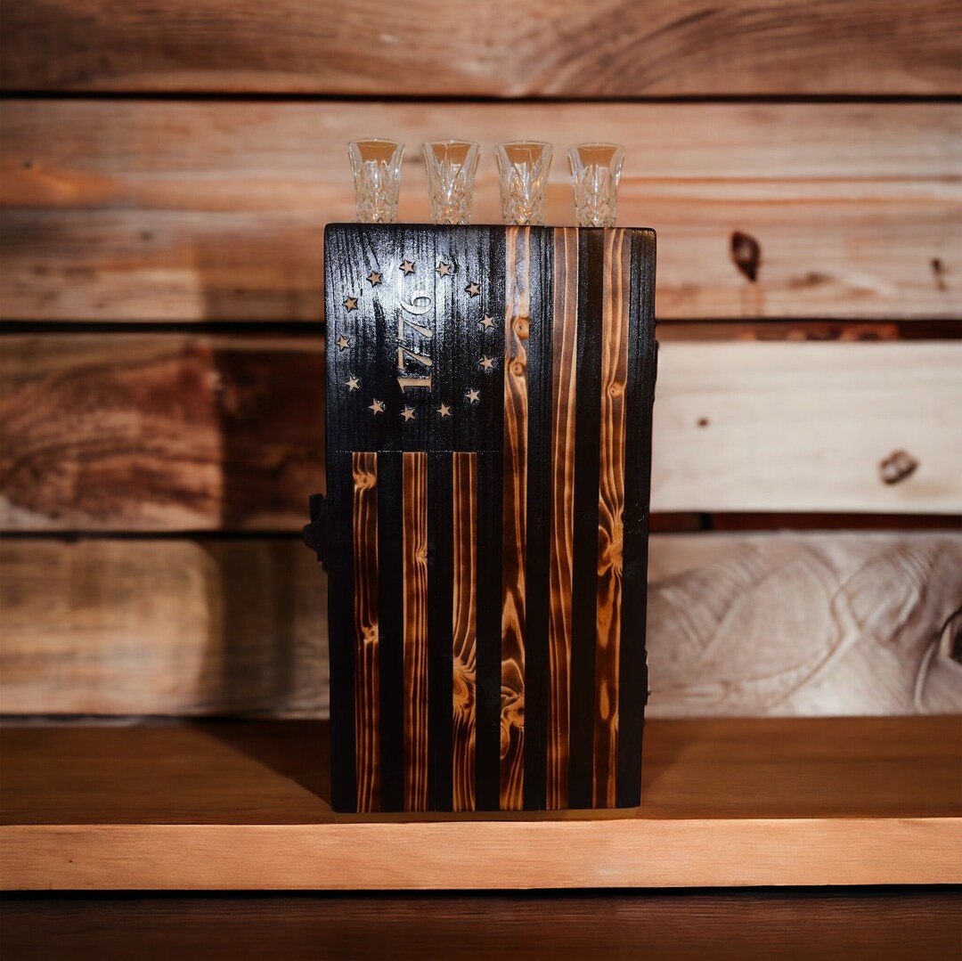 Hanging 1776 Flag Whiskey Box in Black and Wood Burnt, Betsy, USA Flag ...