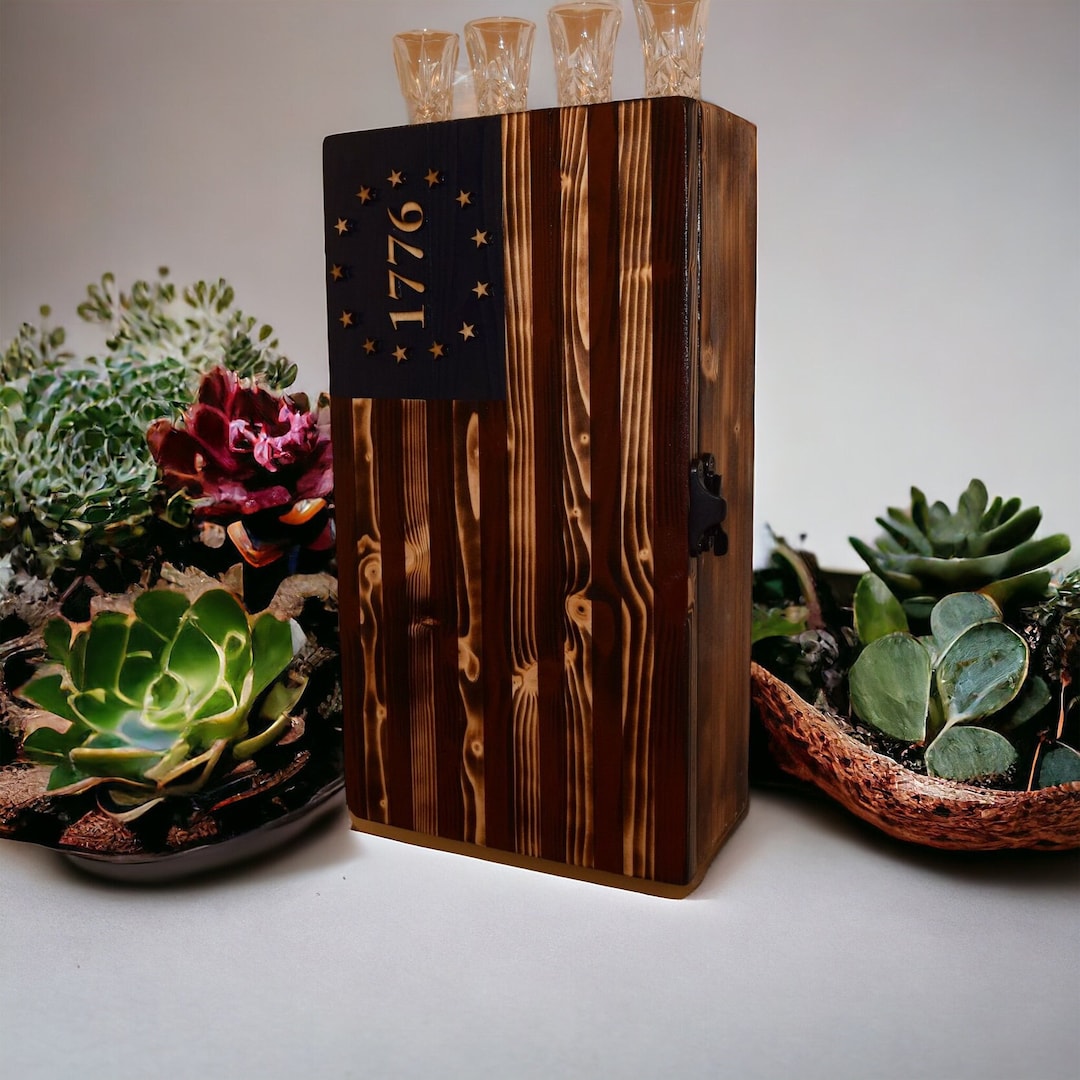 Hanging 1776 Flag Whiskey Box in Color, Blue and Wood Burnt, Betsy, USA ...