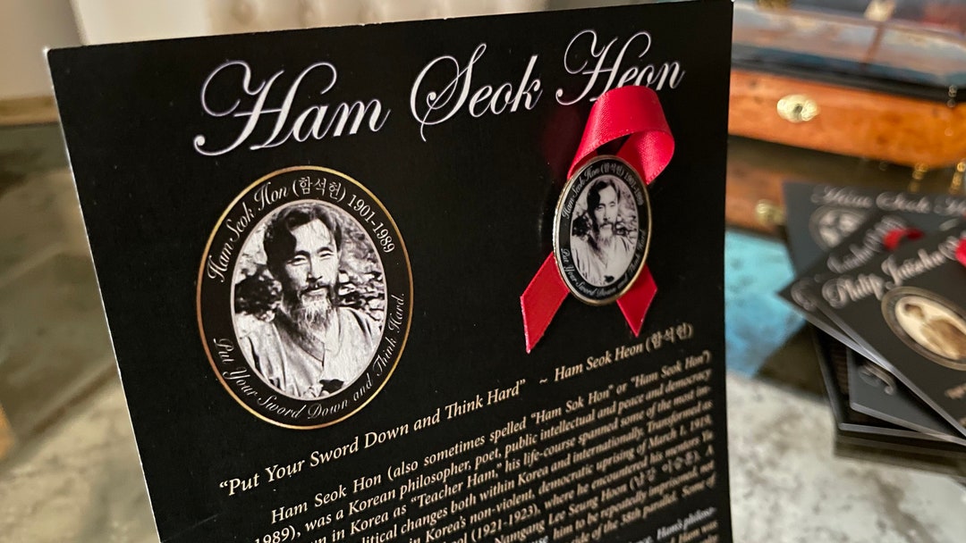 Korean Philosopher Ham Sok Hon (함석헌), Korean Gandhi, Peace Pin Badge, Cosmopolitanism, Korean ...