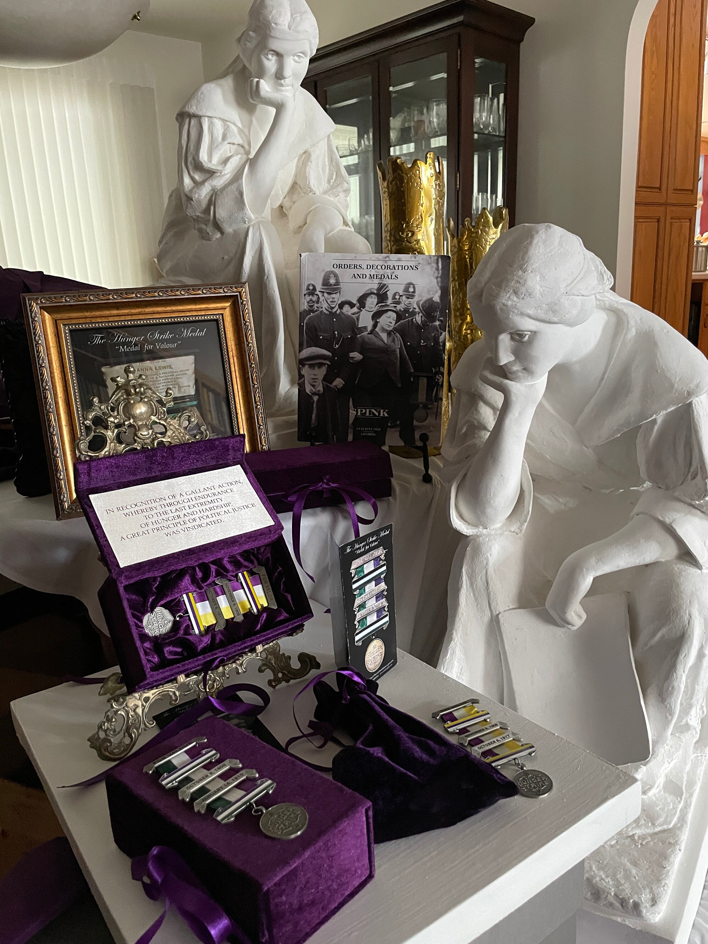 Rare Reproduction Suffragette Hunger Strike Medal + Velvet Box *alice ...