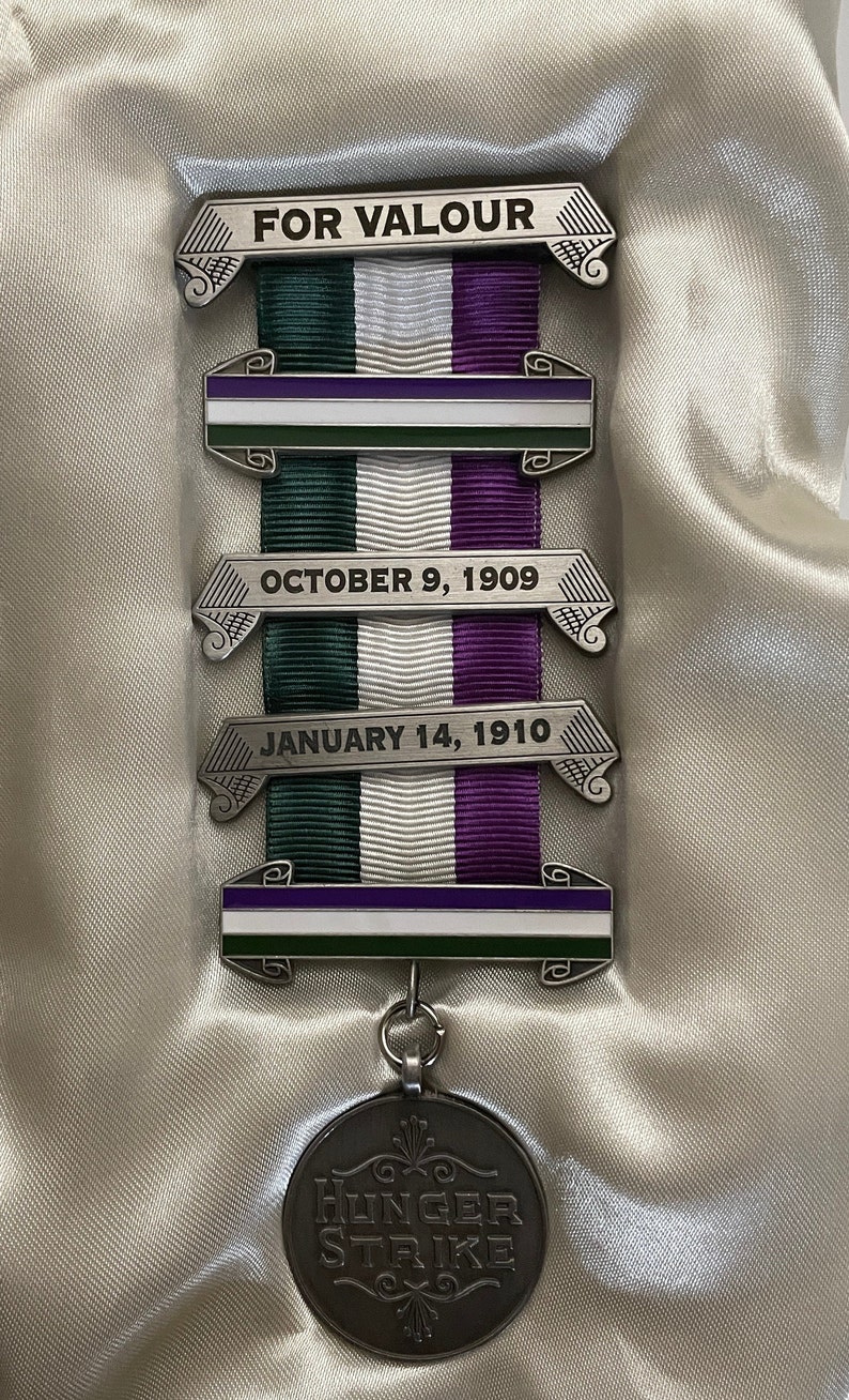 Rare Reproduction Suffragette *hunger Strike Medal* + Velvet Pouch ...