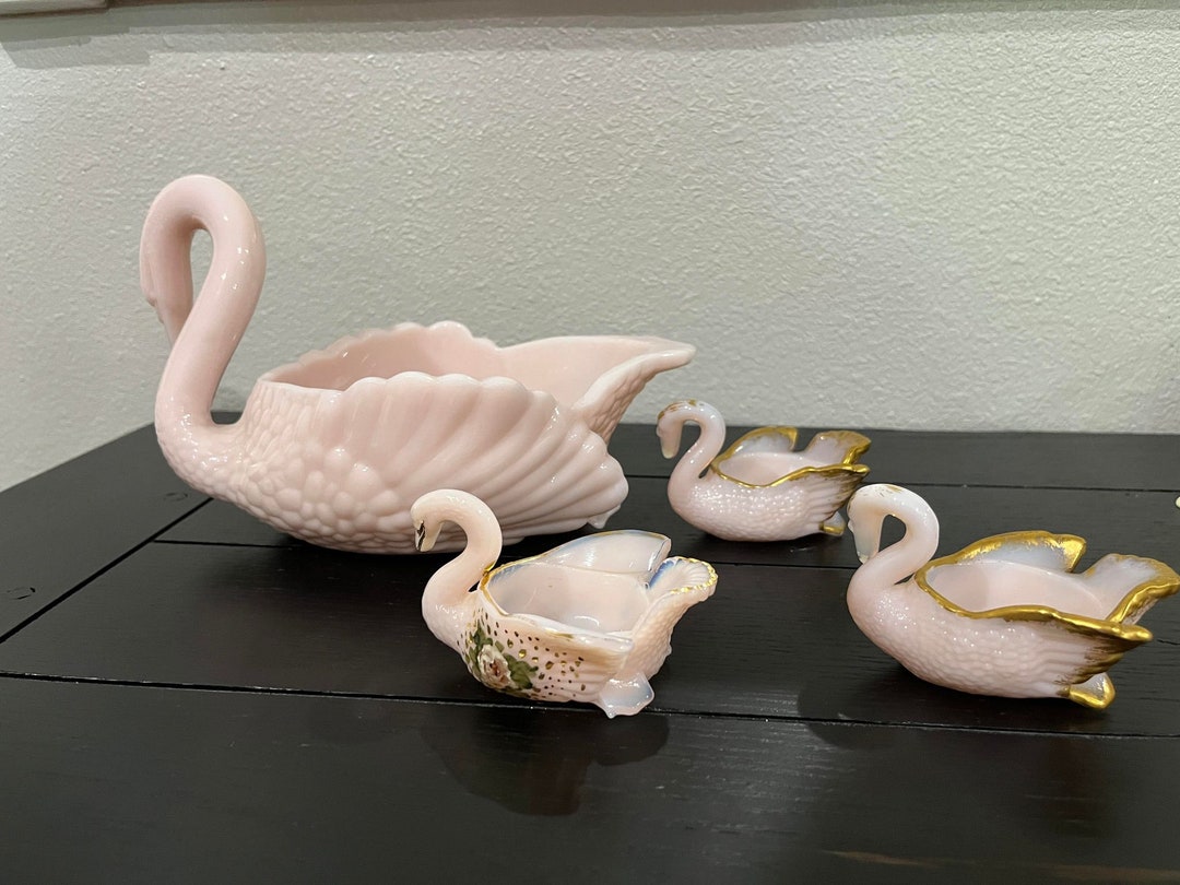 Cambridge Tuscan Pink Milk Glass Swans Set of 4- RARE - Etsy