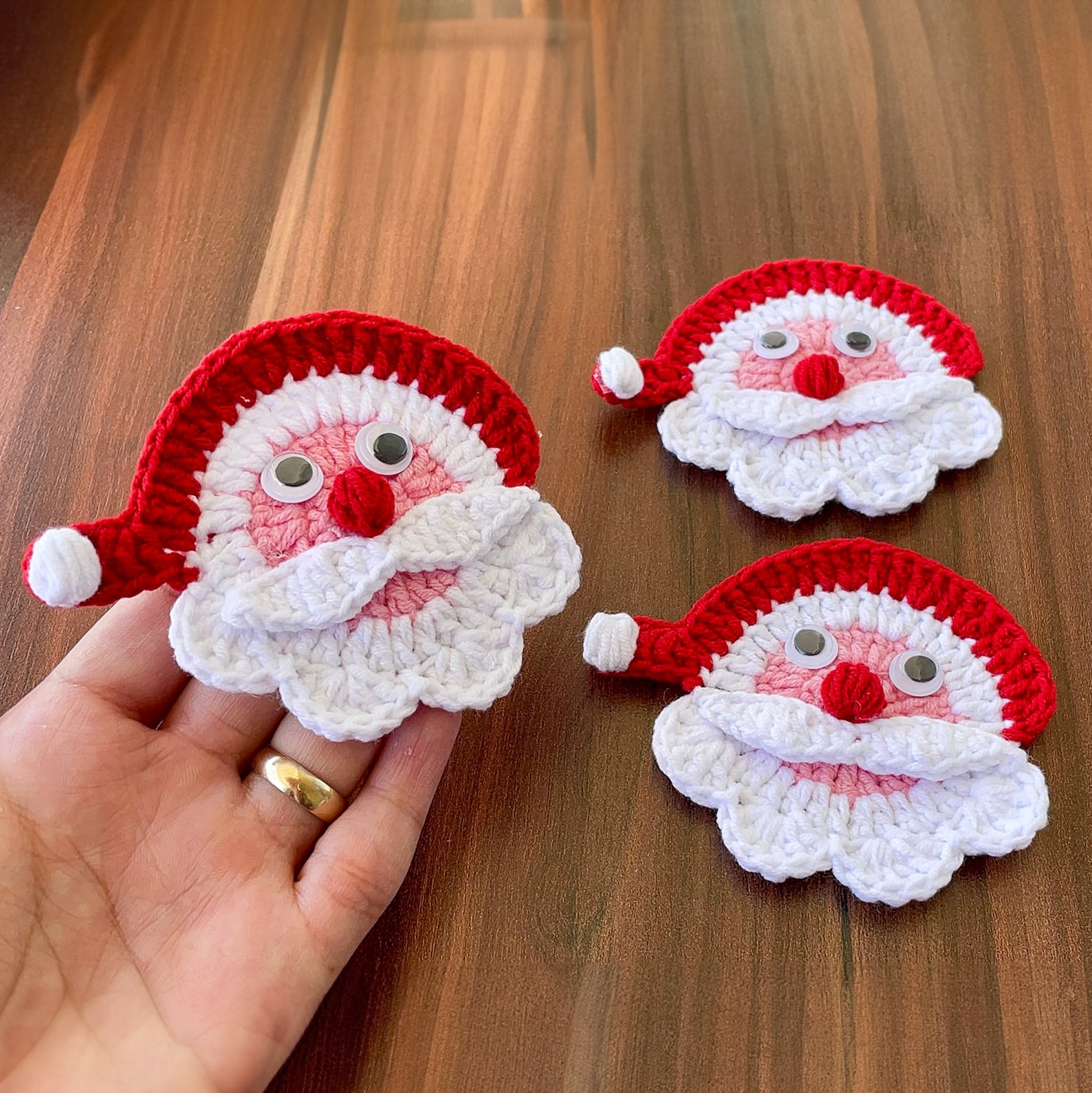 Crochet Santa Face Applique Pattern – Xmas Tree Decor (PDF Pattern) - Etsy