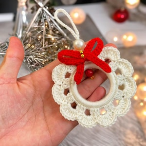 Crochet Christmas Wreath Ornament Pattern, Easy Crochet Holiday Decor ...