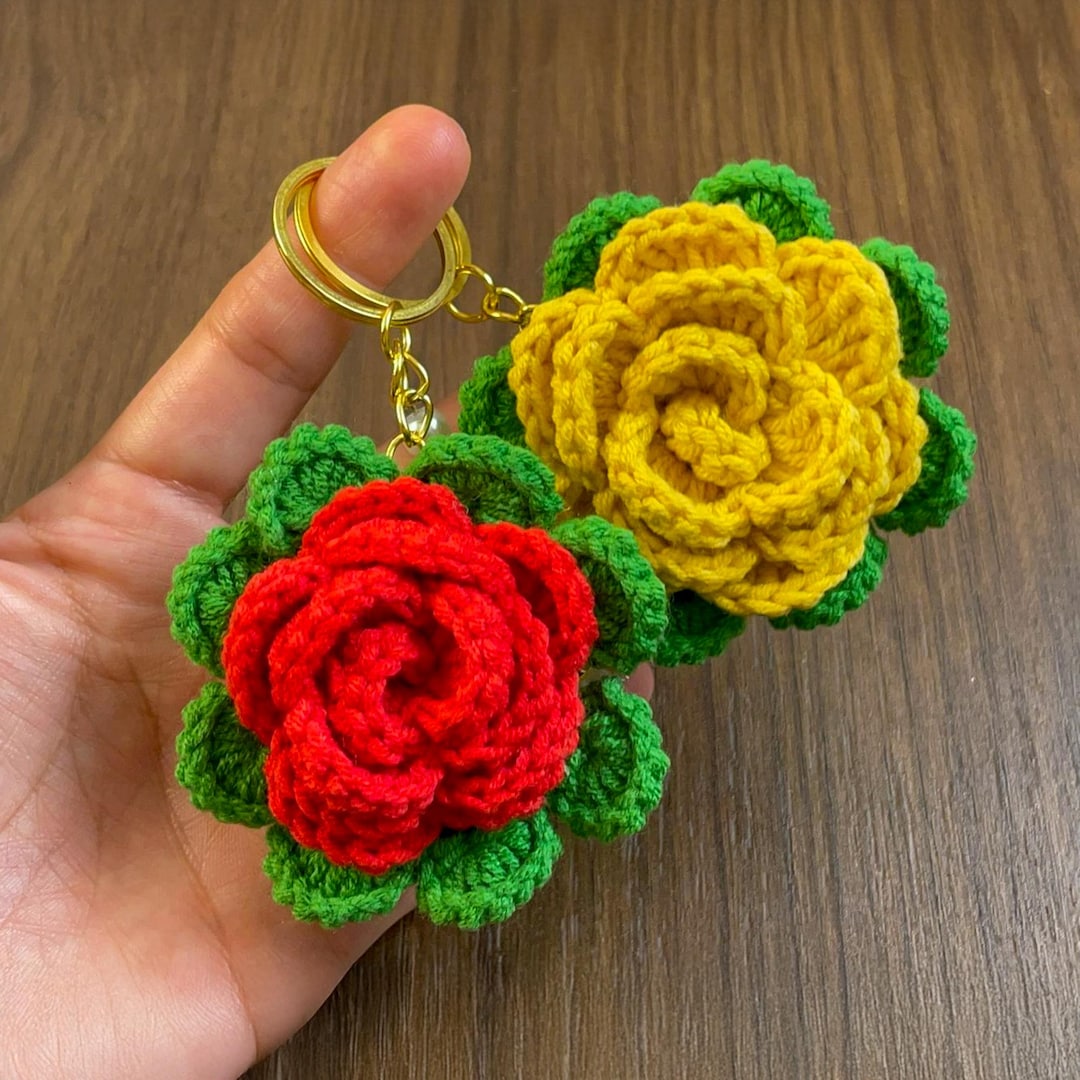 3D Crochet Rose Keychain Pattern PDF, Multilayer Floral Bag Charm ...